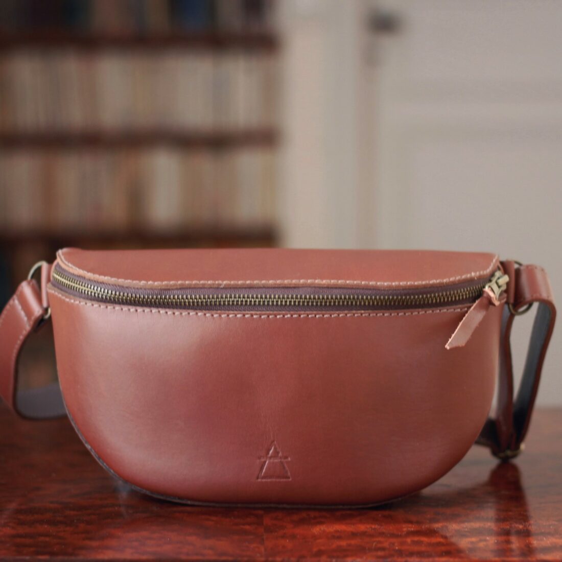 Pachamama - Urban leather backpack - Escape Your Daily Routine
